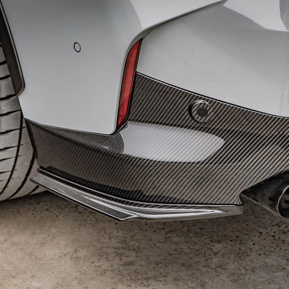 BMW SooQoo Pre-Preg Carbon Fiber Rear Spats for G42