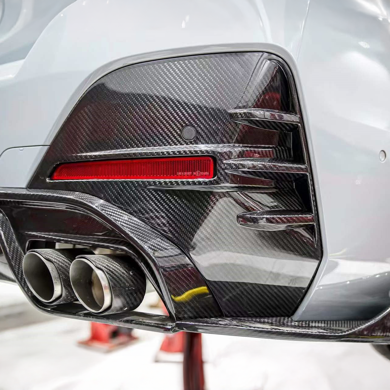 BMW Pre-Preg Carbon Fiber Rear Bumper Trims for G26 4 Series Gran Coup