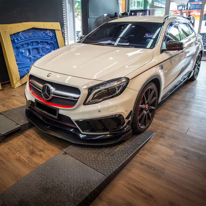 Mercedes Carbon Fiber Front Vents for X156 GLA Class PFL